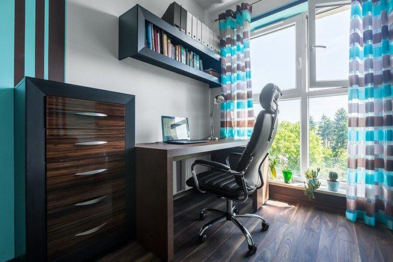 Variety of Window Treatments For Your New Vinyl Windows